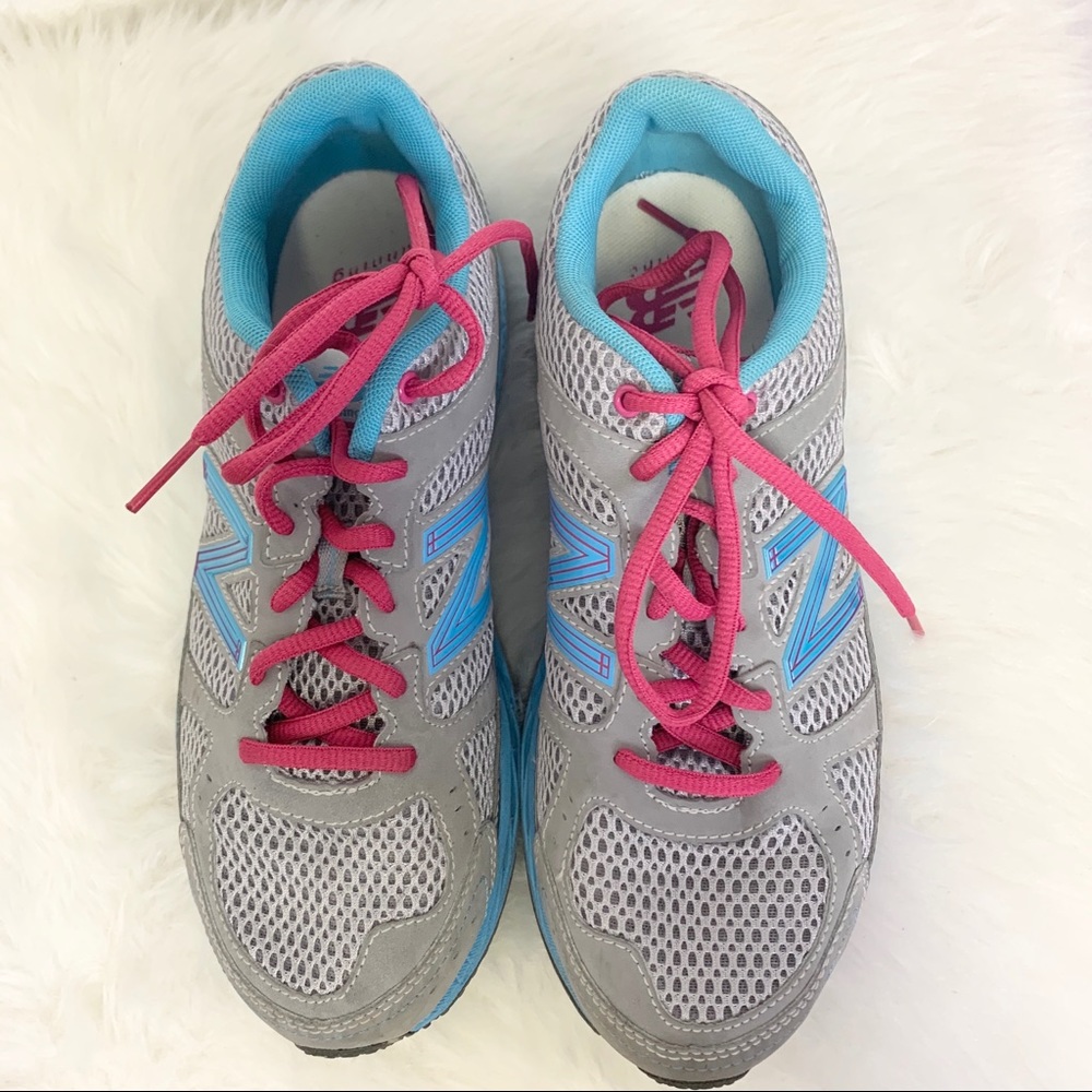 New Balance 750 Running Sneakers Shoes Pin - Gem